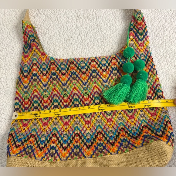 Bags | Nwot Artesanias Made In Mexico Woven Multicolored Zip Top Tote ...